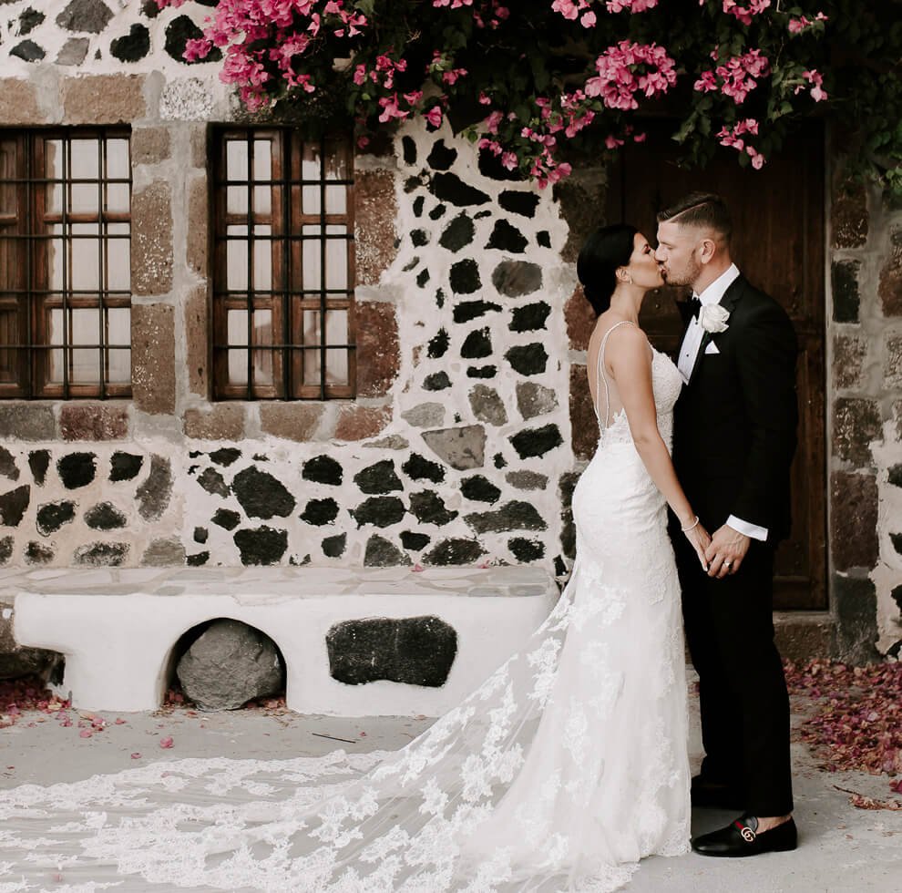 About Us – Esme Events – Weddings in Santorini, Weddings in Greece